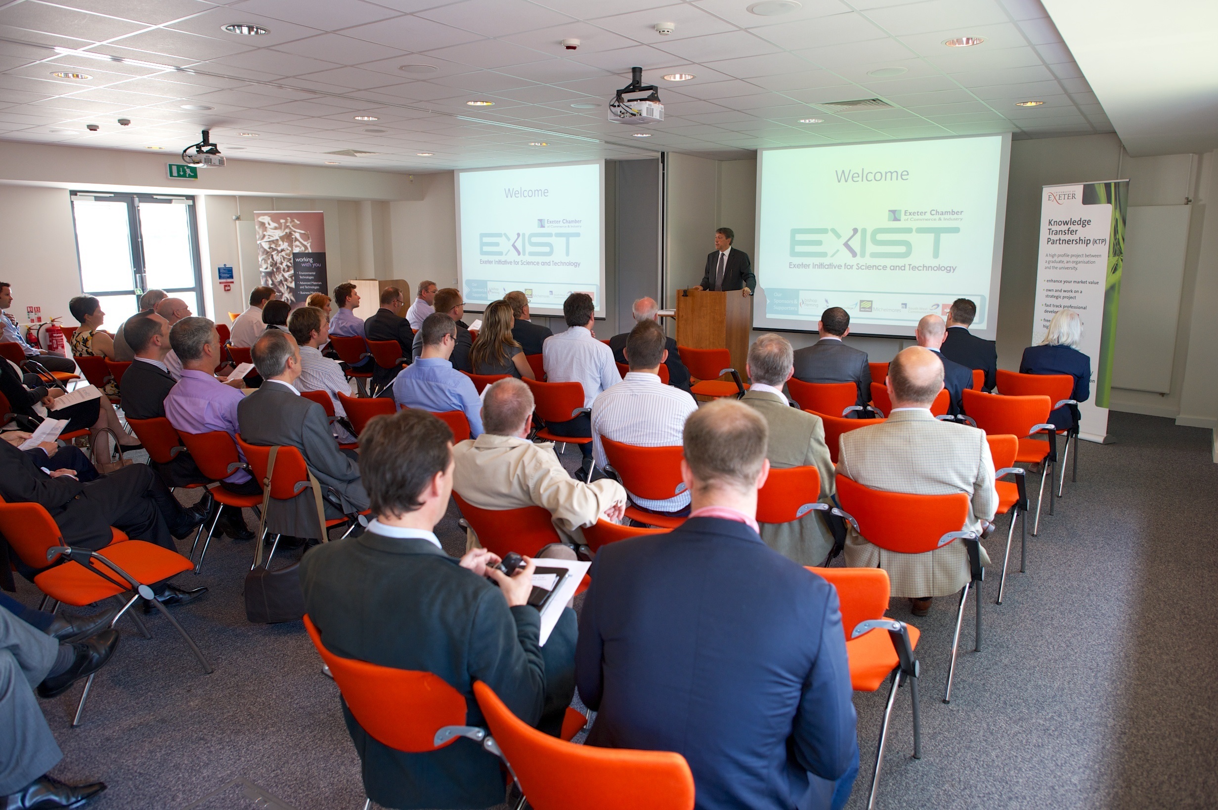 blur Group, Flybe and the University of Exeter’s Physics School to ...