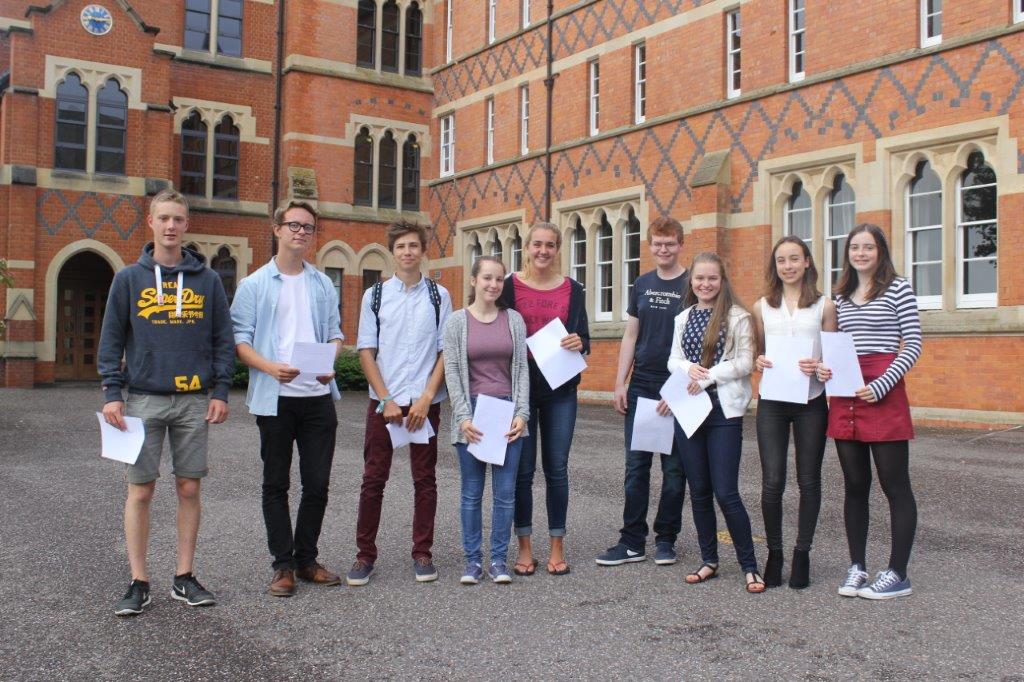 Excellent GCSE results for Exeter School | The Exeter Daily