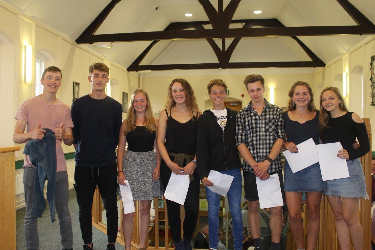 Outstanding GCSE results for Exeter School | The Exeter Daily