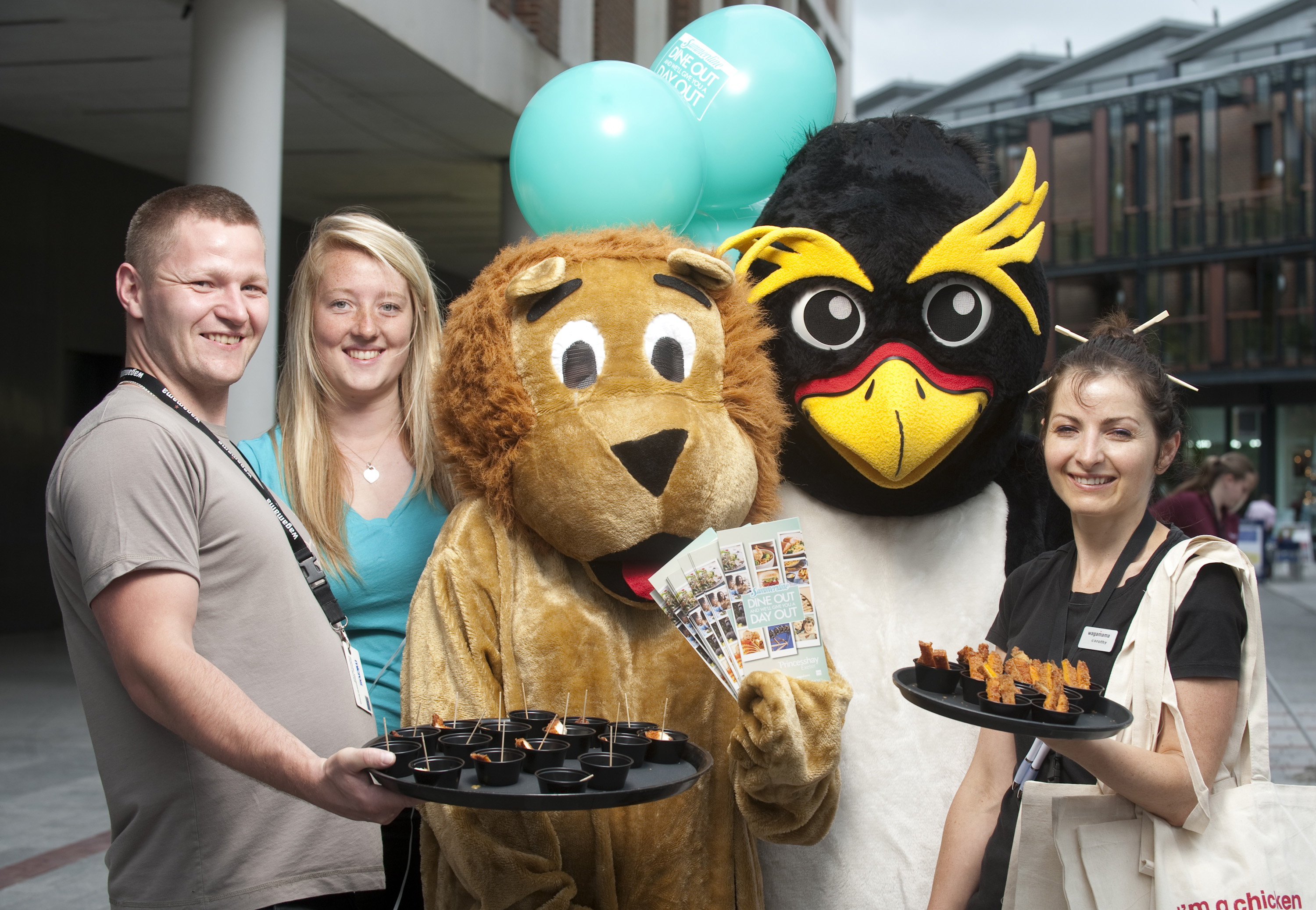 Wagamama and Paignton Zoo celebrate Summerdine promotion | The Exeter Daily